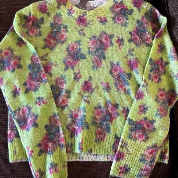 J. Crew | Sweaters | Nwt Jcrew Wool Crewneck Citrine Lemon Rose Garden ...